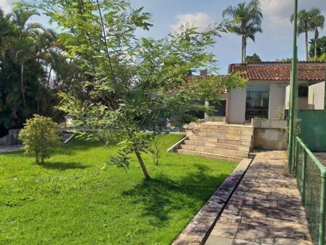 Recanto Inpla, condominio fechado na Granja Viana, Casa à venda com 3 quartos. Oportunidade!
