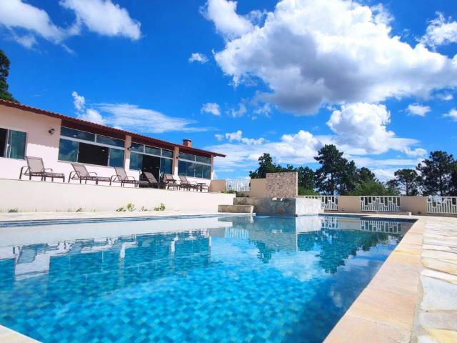 Recanto Julio e Maia Casa de Campo Temporada e Eventos fácil acesso, 8 quartos, piscina e salão jogos