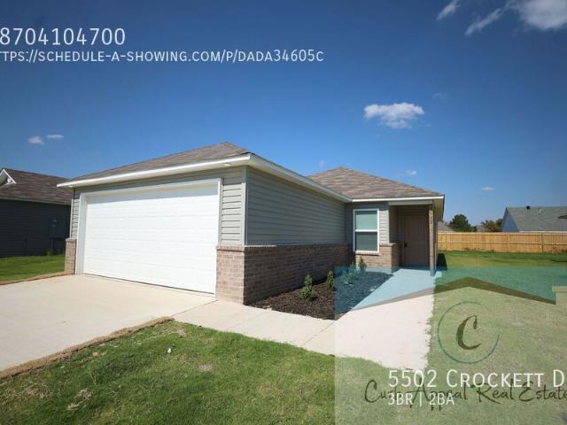 Move in special $900! Recent construction in Jonesboro beautiful 3 bed / 2 bath home Valley View!