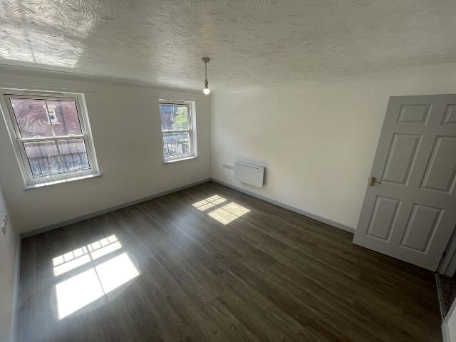 Recorder Road, Norwich NR1, 2 bed flat to rent, £1,200 pcm | PrimeLocation