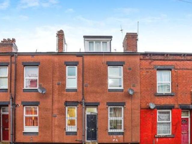 Recreation Mount, Leeds, 2 Bedroom Terraced