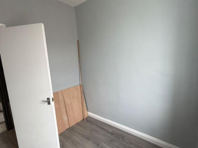 Recreation Grove, Leeds LS11, 2 bed flat to rent, £900 pcm | PrimeLocation