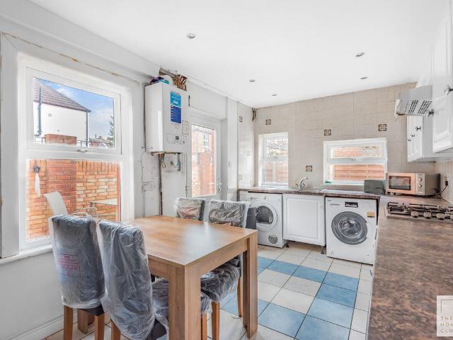 Recreation Road, Guildford GU1, Room to rent, £650 pcm | PrimeLocation