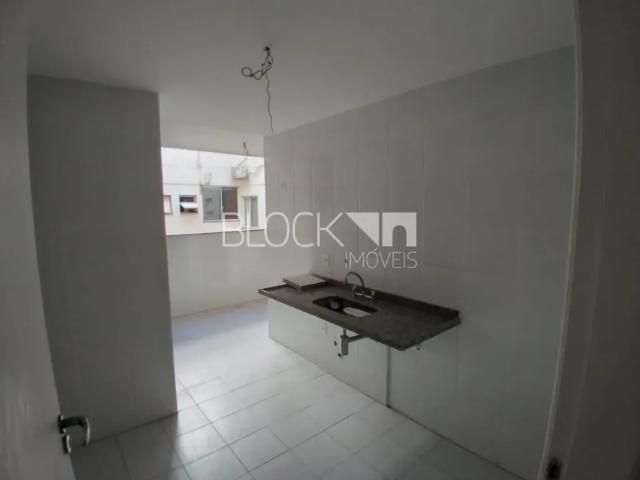 Recreio dos Bandeirantes | Apartamento 3 quartos, sendo 1 suite