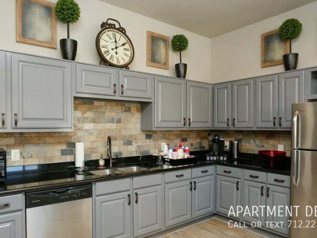 Reduced deposits + one month free ! free locator service in Sugar Land