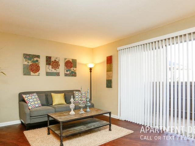 reduced rentshistoric Kingwood location!