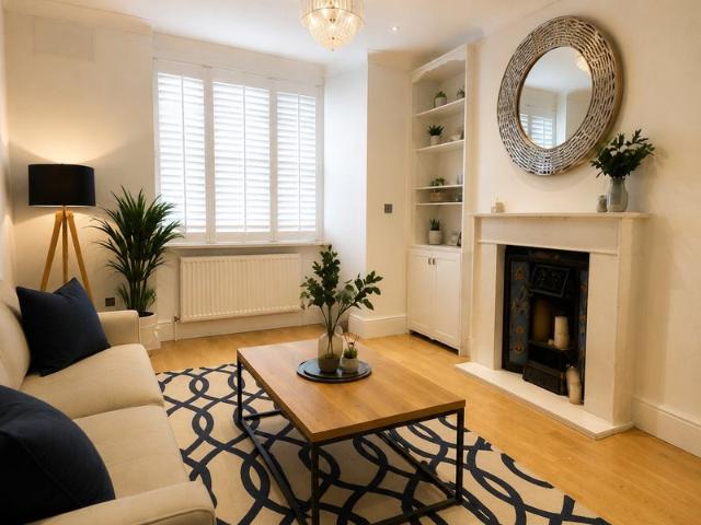 Reduction* 3 Bedroom Victorian Terrace in W12
