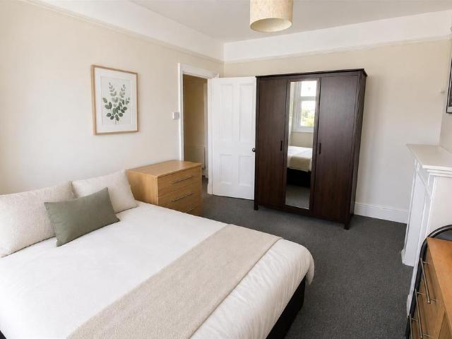 Redvers Road, Brighton 4 bed house share to rent £2,350 pcm £542 pw