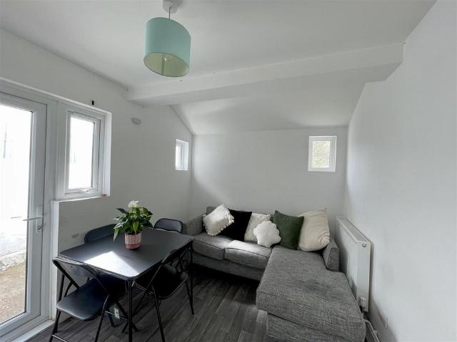 Redvers Road, Brighton 6 bed house share to rent £3,498 pcm £807 pw