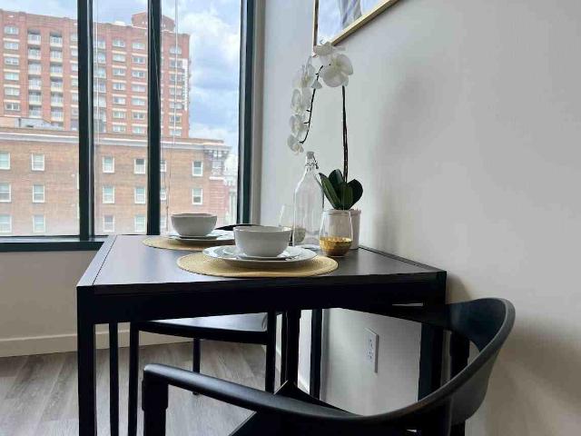 Redwood Campus Center 1 Bedroom Apartment for Rent at 300 West Redwood Street, Baltimore, MD 21201 Downtown Baltimore