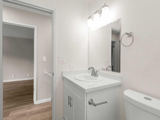 Redwood Creek Villas 2 Bedroom Apartment for Rent at 5312 D Avilla Way, El Sobrante, CA 94803