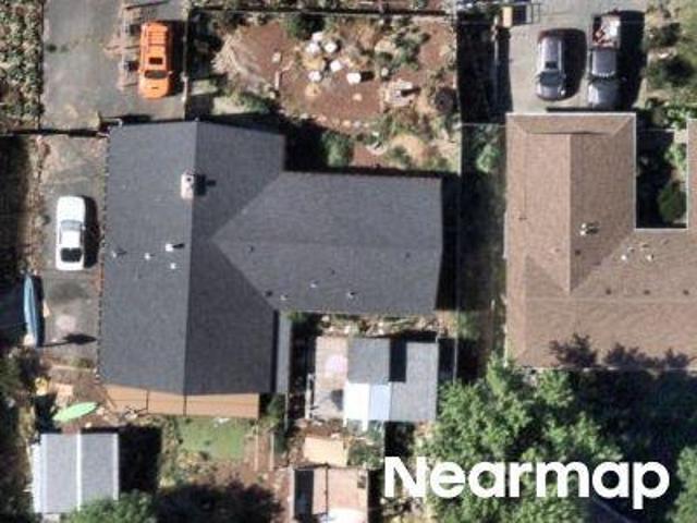 Redwood Dr