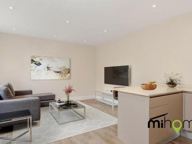 Redwood House, Enfield, 1 Bedroom Apartment