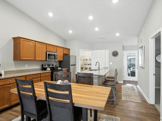 Redwood Plainfield 2 Bedroom Condo for Rent at 2057 Downshire Hill Ct, Plainfield, IN 46168