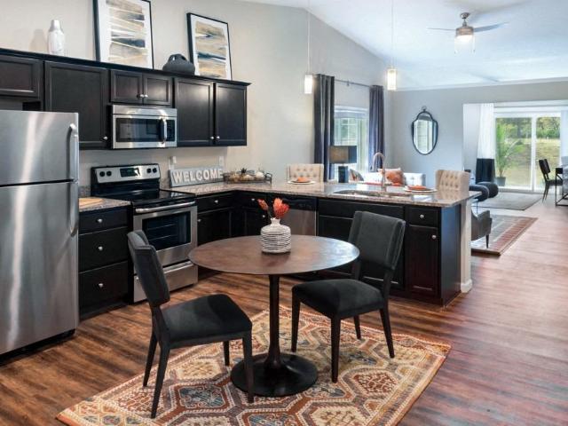 Redwood Simpsonville Georgia Road 2 Bedroom Apartment for Rent at 113 Karland Dr, Simpsonville, SC 29680