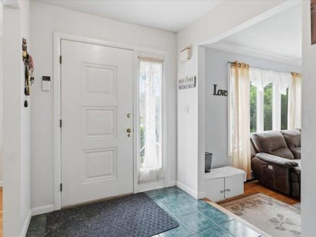 Redwood Ter, Essex Junction, Home For Sale