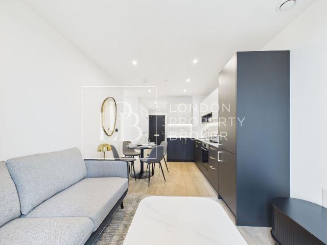 Redwood Tower, Twelve Trees Park E16, 1 bed flat to rent, £2,300 pcm | PrimeLocation