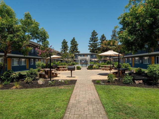 Redwoods Apartments 1 Bedroom Apartment for Rent at 320 Harris Rd, Hayward, CA 94544 Harder Tennyson