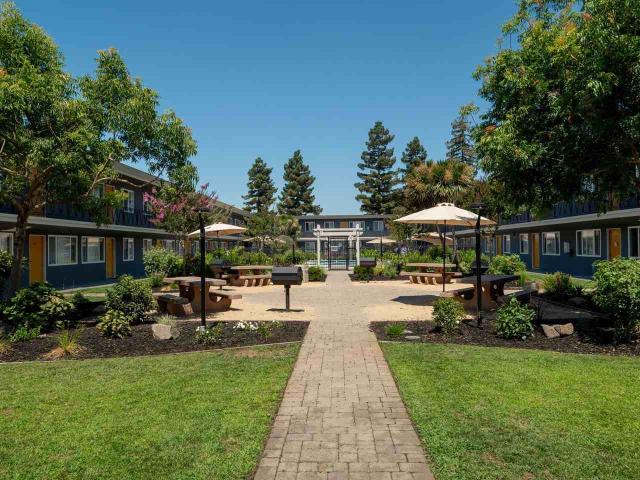 Redwoods Apartments 1 Bedroom Apartment for Rent at 320 Harris Rd, Hayward, CA 94544 Harder Tennyson