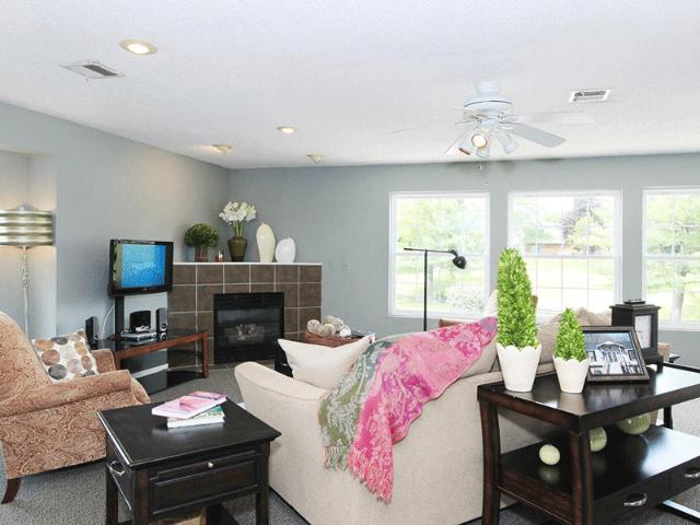Red Coach Village 3 Bedroom Apartment for Rent at 199 The Post Rd, Springfield, OH 45503