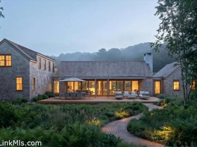 Red Coat Hill Rd, West Tisbury, Home For Sale