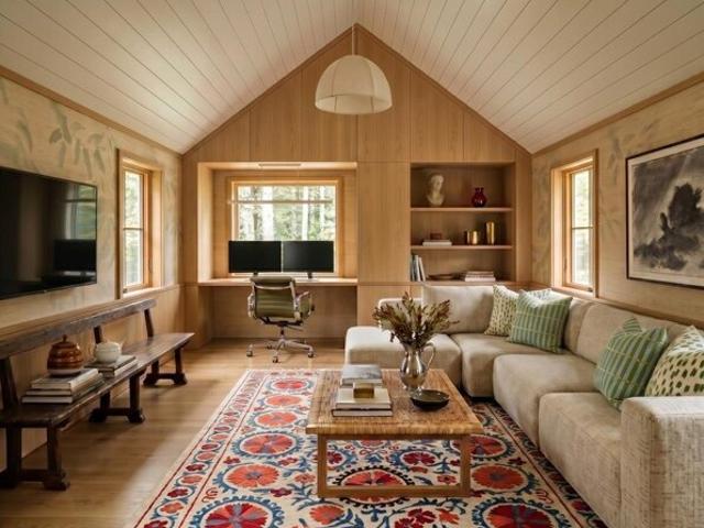 Red Coat Hill Rd, West Tisbury, Home For Sale