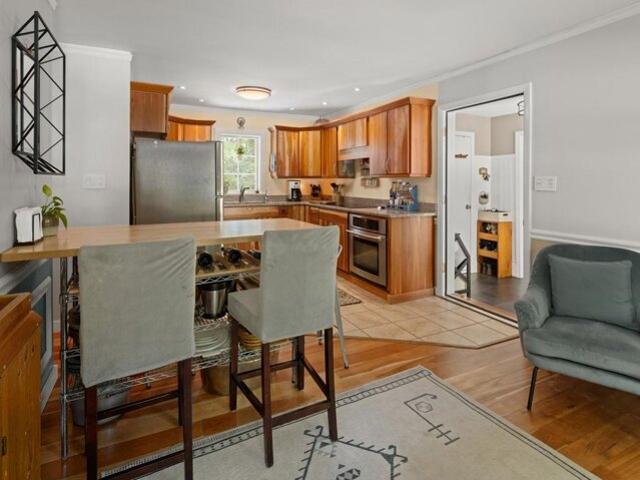 Red Cedar Ln, Shelburne, Home For Sale