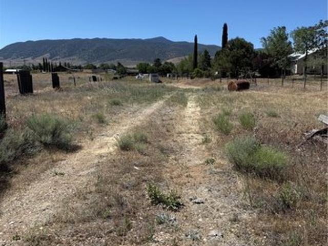 Red Apple Ave, Tehachapi, CA 93561