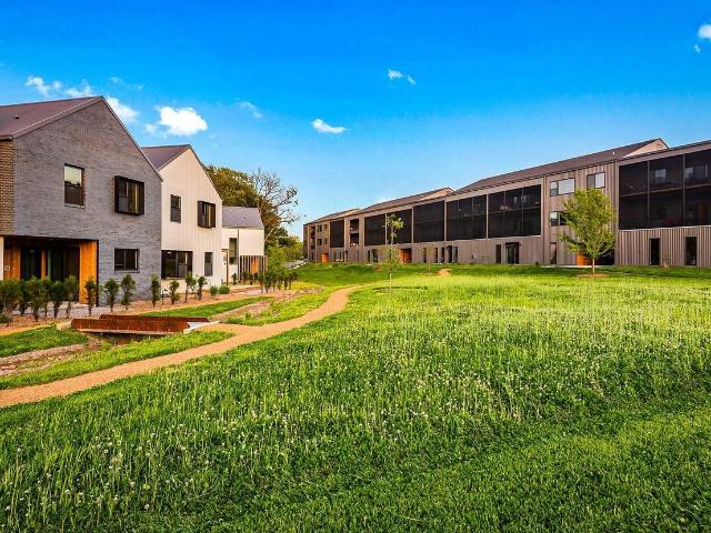 Red Barn 2 Bedroom Apartment for Rent at 1525 Nw Shores Loop, Bentonville, AR 72712