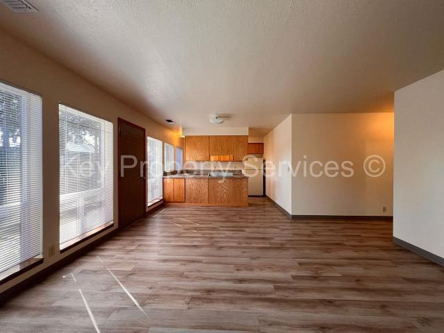 Red Brick Apartments RBA 2 Bedroom Apartment for Rent at 11205 Ne 49th St, Vancouver, WA 98682 North Image