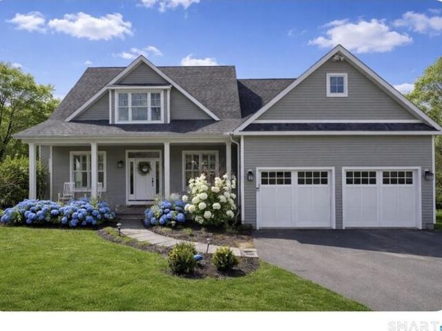 Red Fox Ct, New Fairfield, Home For Sale