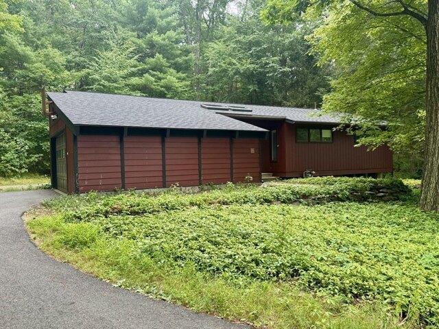 Red Fox Ln, Amherst, Home For Sale