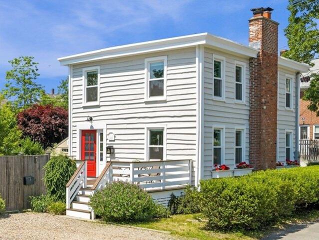 Red Frank Ln, Marblehead, Home For Sale