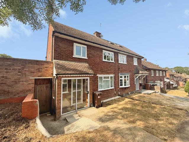 Red House Close, Ware SG12, 3 bed property to rent, £2,200 pcm | PrimeLocation