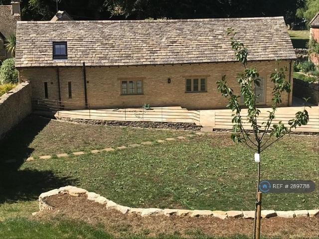 Red House Barn, Salperton, GL54 2 bed detached house to rent £3,750 pcm £865 pw