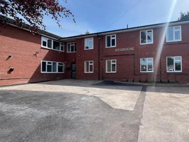 Red House Street, Darlaston, WS1 4BQ, United Kingdom | 2 bed house for rent #167864239 | Rentberry