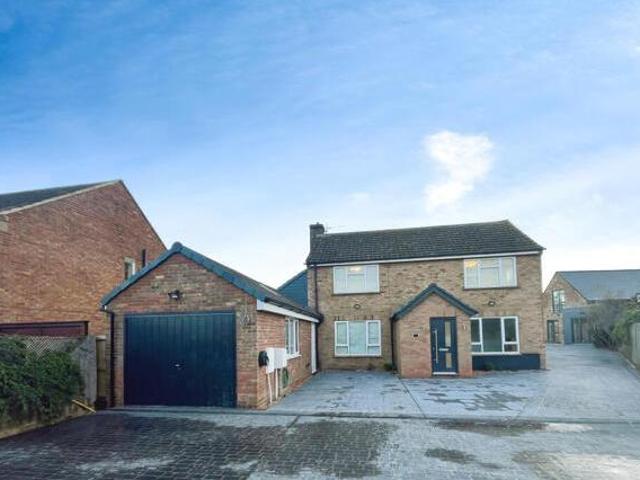 Red Hill Close, Great Shelford, 4 Bedroom House