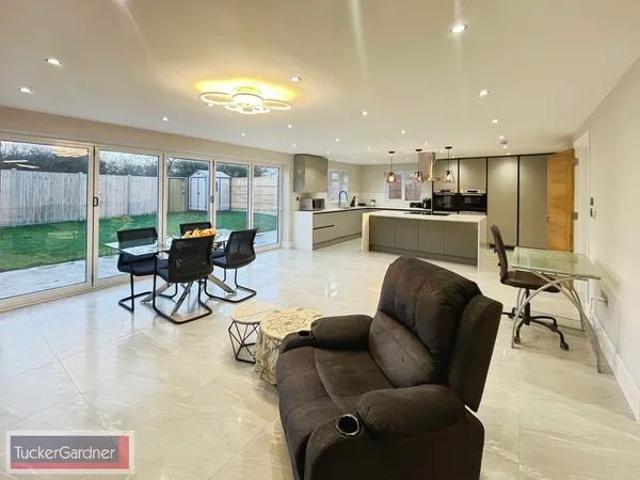 Red Hill Close, Great Shelford, Cambr.