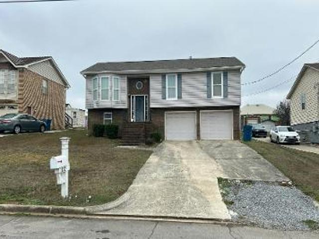 Red Oak Cir