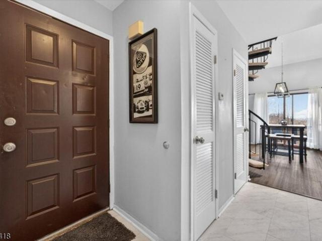 Red Lodge Dr Unit,vernon, Condo For Sale