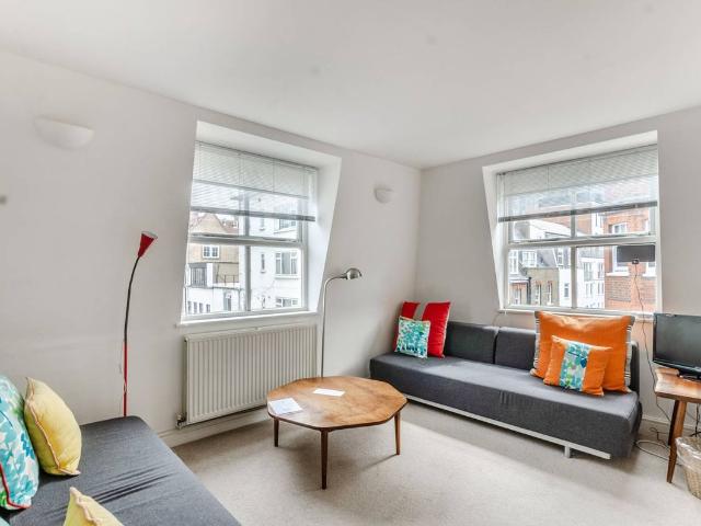 Red Lion Street, Bloomsbury, London WC1R, 1 bed flat to rent, £3,142 pcm | PrimeLocation