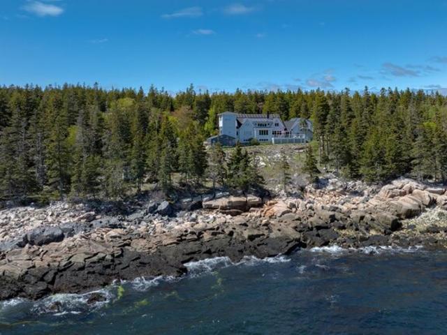 Red Point Rd, Swans Island, Home For Sale
