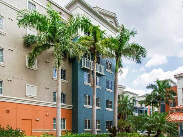 Red Road Commons 3 Bedroom Apartment for Rent at 6620 Sw 57th Ave Ste 108, South Miami, FL 33143 South Miami