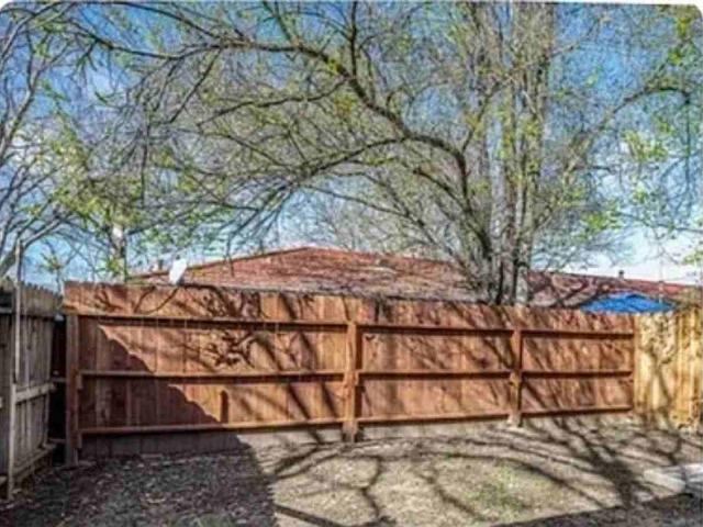 Red Robin Apartments 2 Bedroom Apartment for Rent at 2068 Red Robin Ln, Sacramento, CA 95821