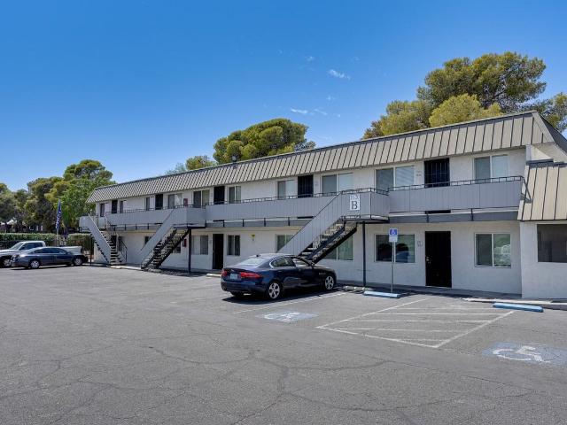 Red Rock Cove 2 Bedroom Apartment for Rent at 5001 Obannon Dr, Las Vegas, NV 89146