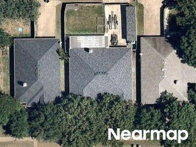 Red Wolf Ln