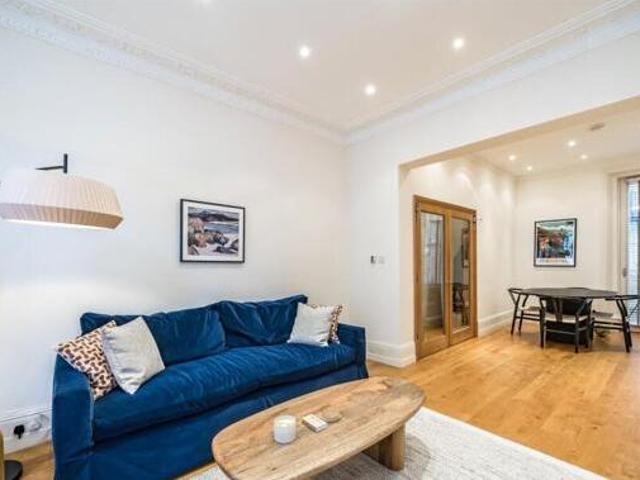 Redburn Street, London, 2 Bedroom Apartment