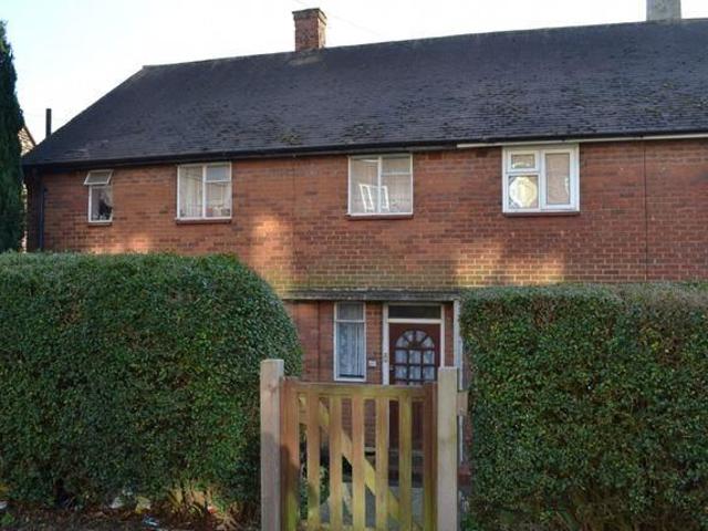 Redcar Road, Romford RM3, Studio to rent, £998 pcm | PrimeLocation