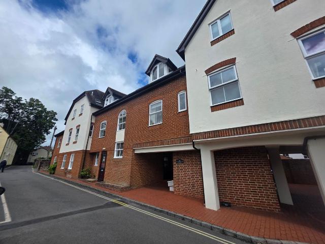 Redcotts Lane, Wimborne BH21, 2 bed property to rent, £925 pcm | PrimeLocation