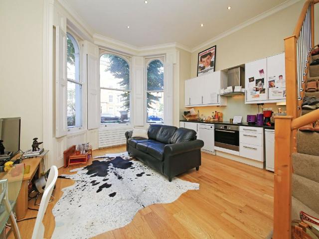 Redcliffe Gardens, Chelsea SW10, 1 bed flat to rent, £2,550 pcm | PrimeLocation